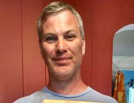 Robert Slack – Medium