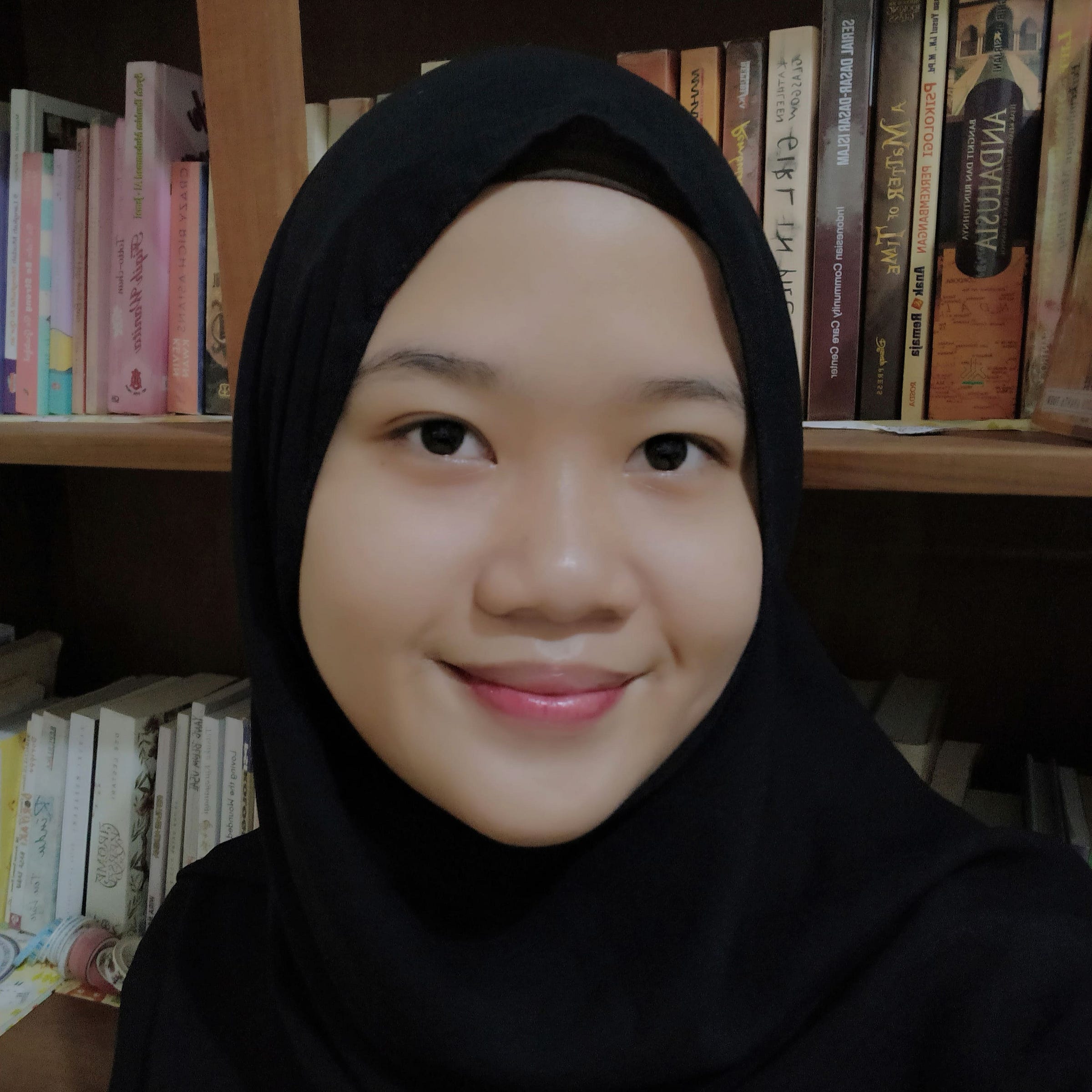 Dian Nita Utami Medium