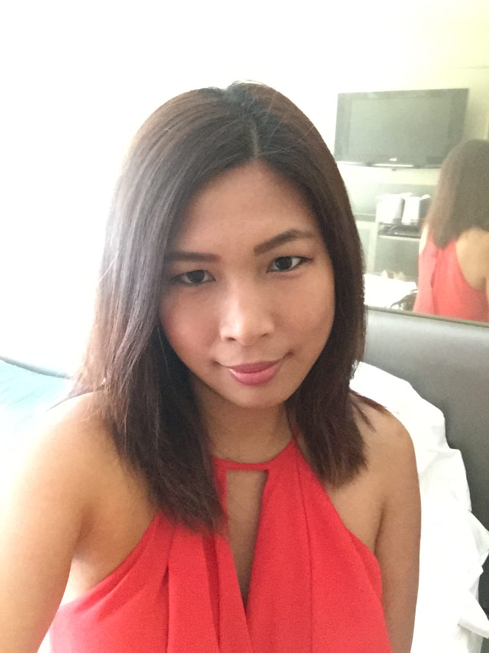 Hnin Aung – Medium