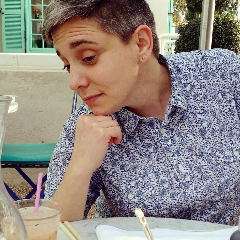 Dory Weiss – Medium