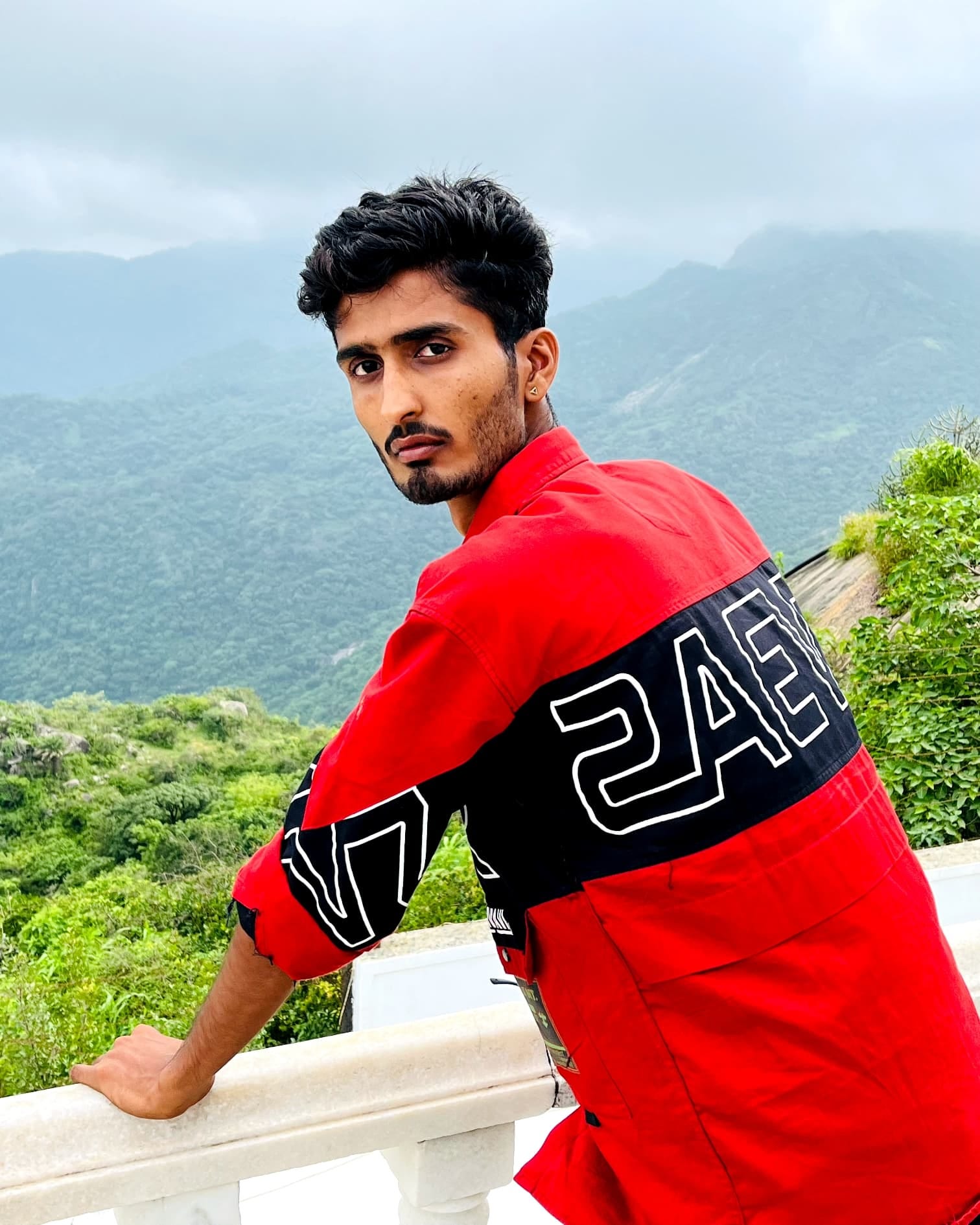 taratra boys – Medium