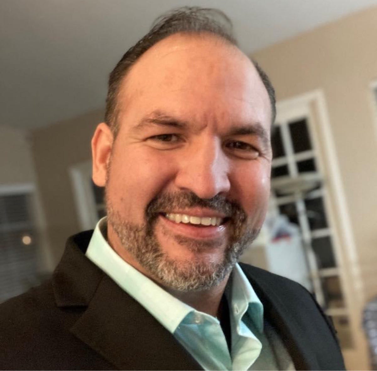 Charlie Van De Voorde – Medium