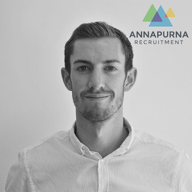 Daniel Smith – Medium