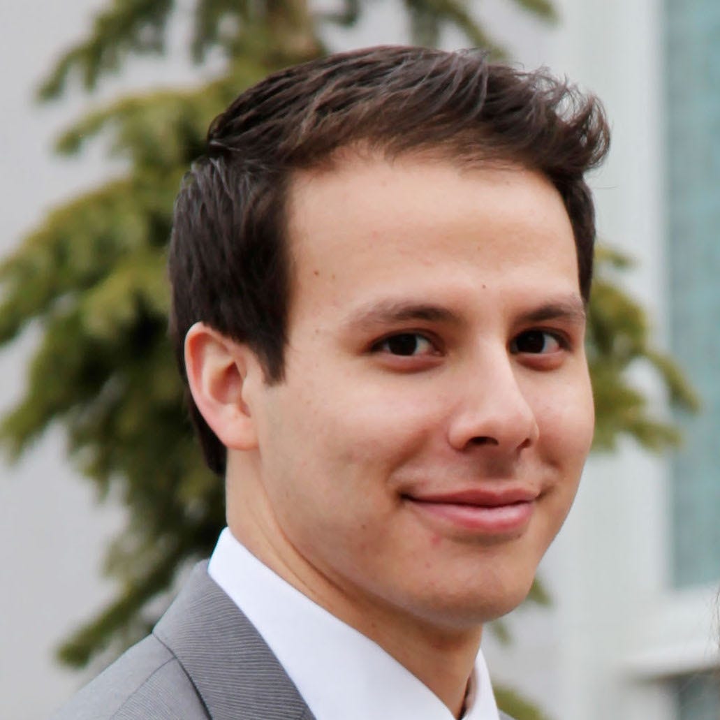 Julian Thayn – Medium