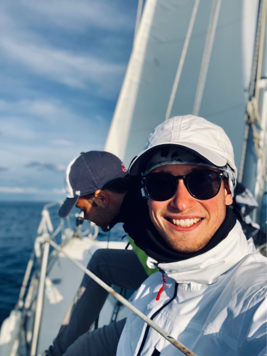 Erik Naturil – Medium