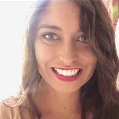 Kate Logan – Medium