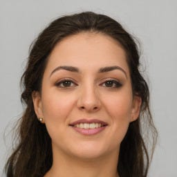 Amira Adam – Medium