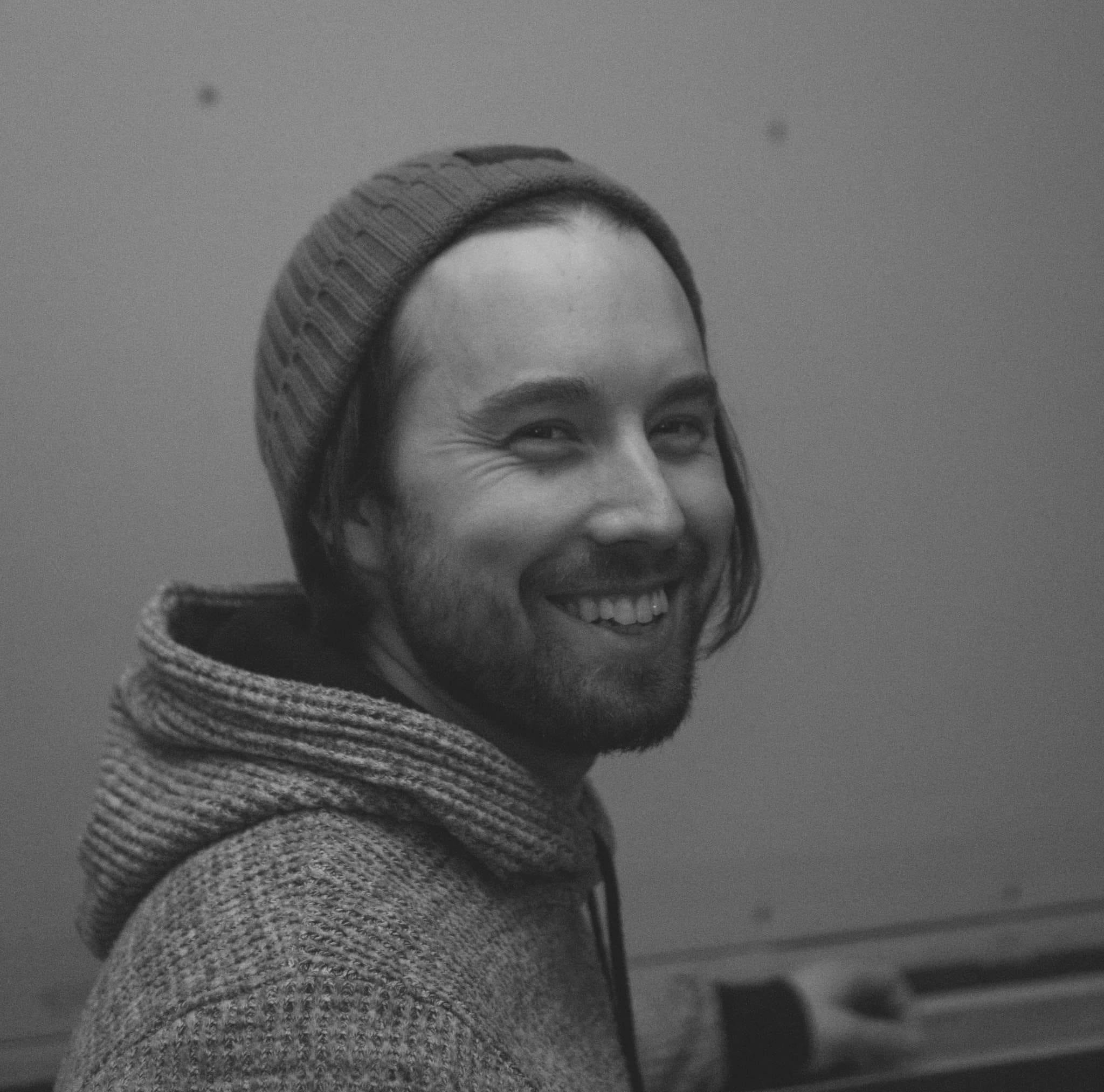 Chris Homsey – Medium