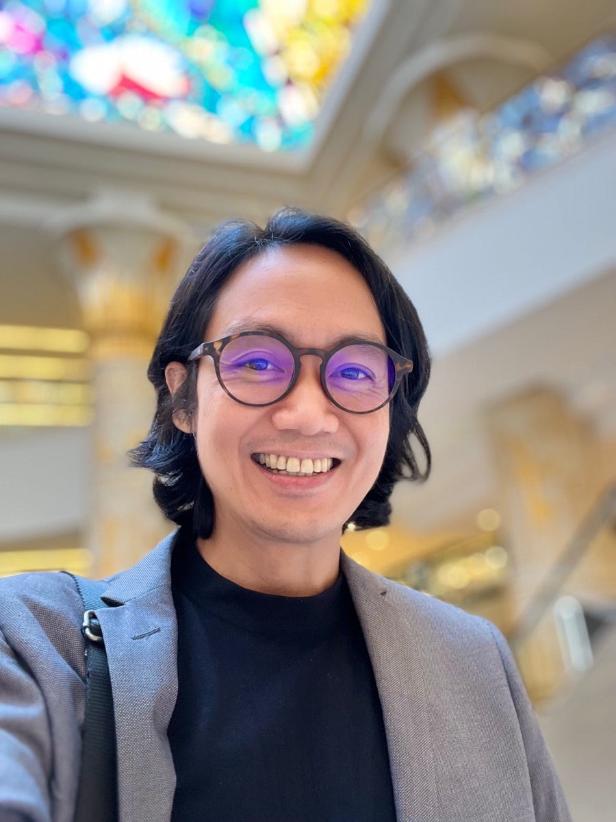 Roel Aberin – Medium