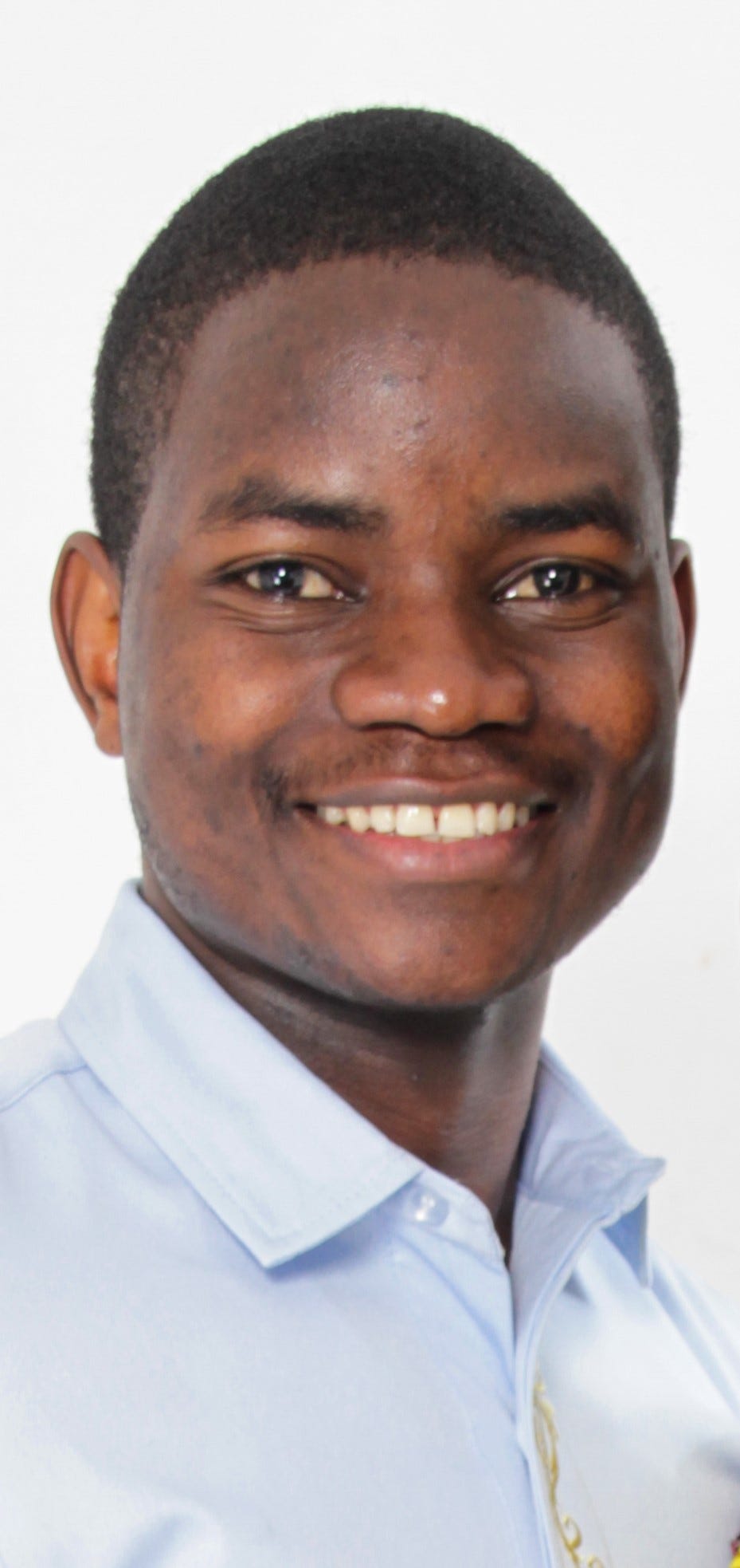 Kevin Ayatta – Medium