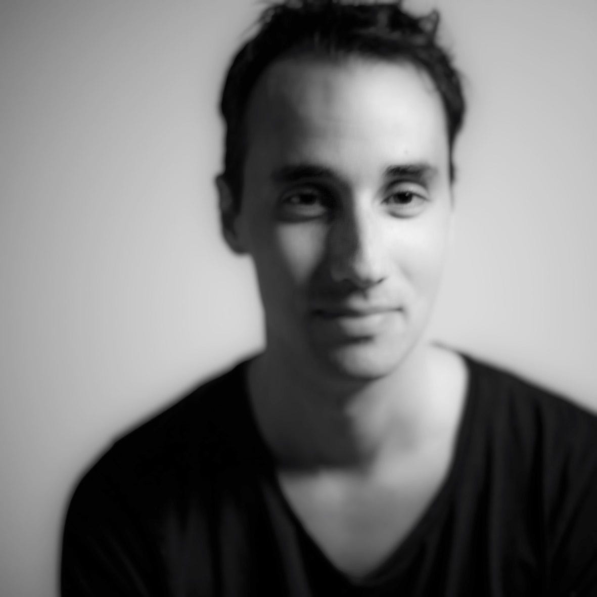 Tony Olsson – Medium