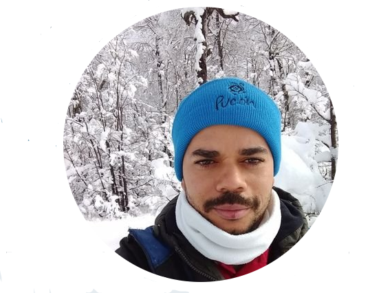 Rafael Neves – Medium