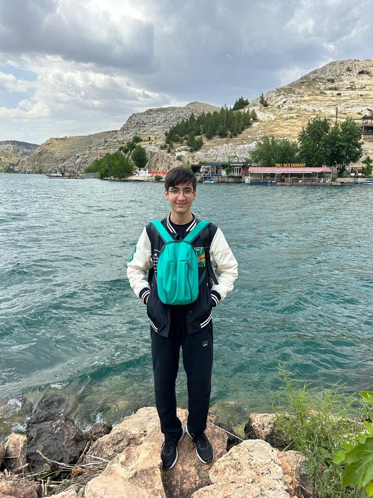 Abdullah Emin Dikyar – Medium