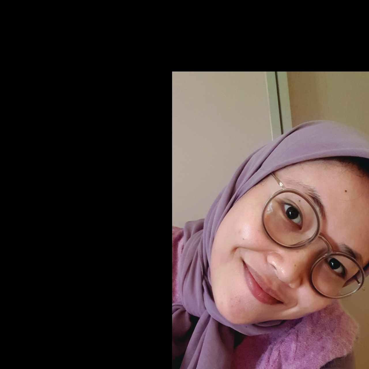 Liddya Hasana – Medium