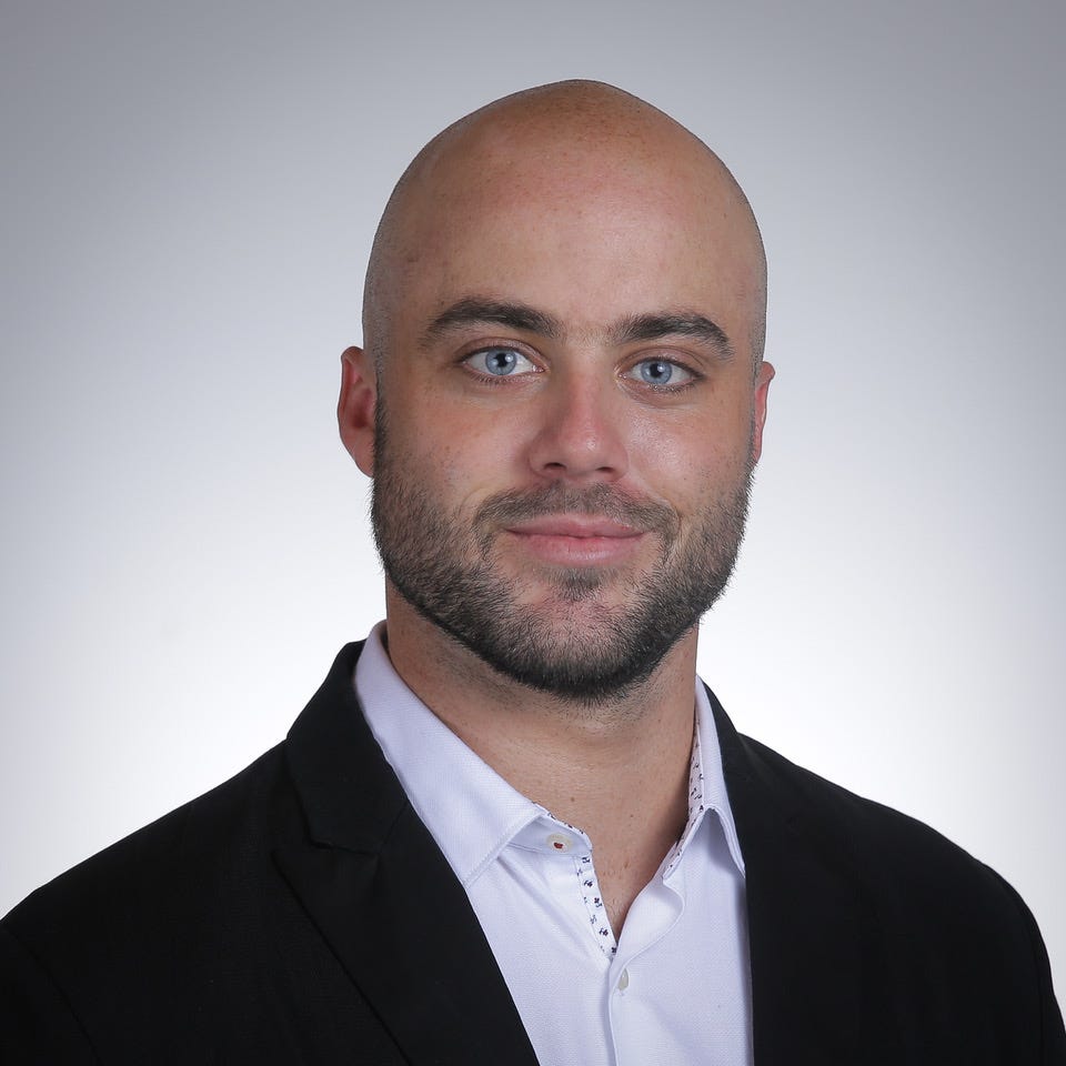 Chris Clifford – Medium
