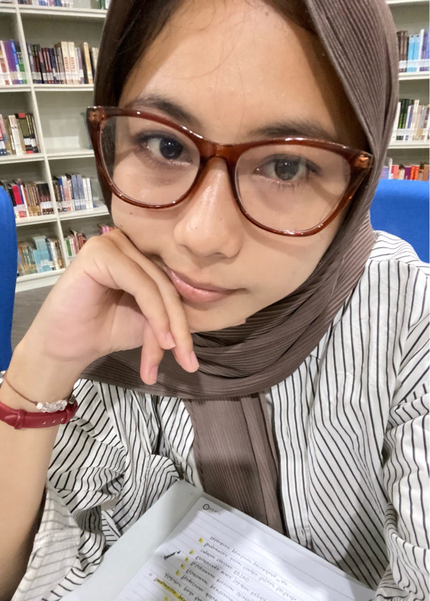 Ghefira Nur Fatimah – Medium