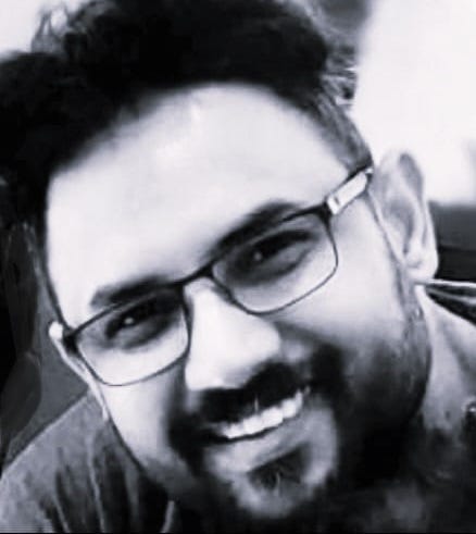 Aniket Hingane – Medium
