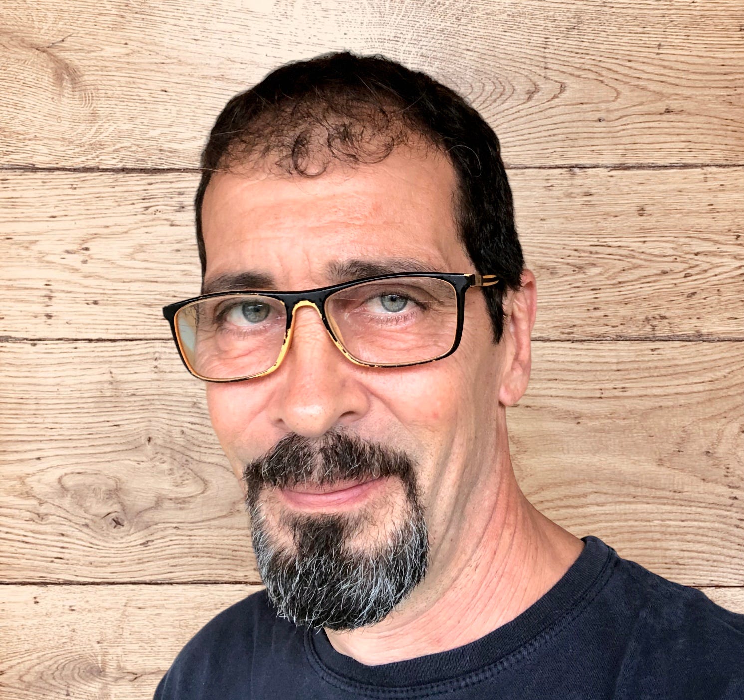 Fábio Vianna – Medium