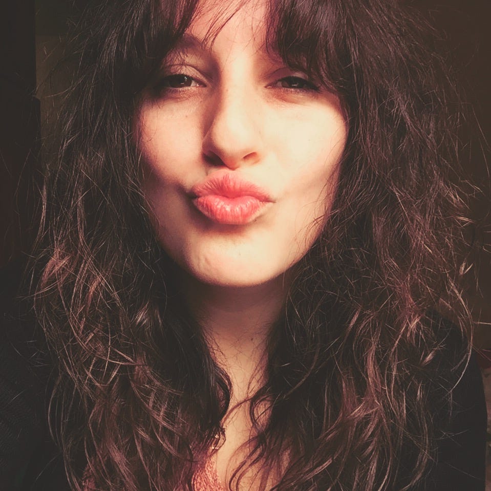 Fernanda Soares – Medium