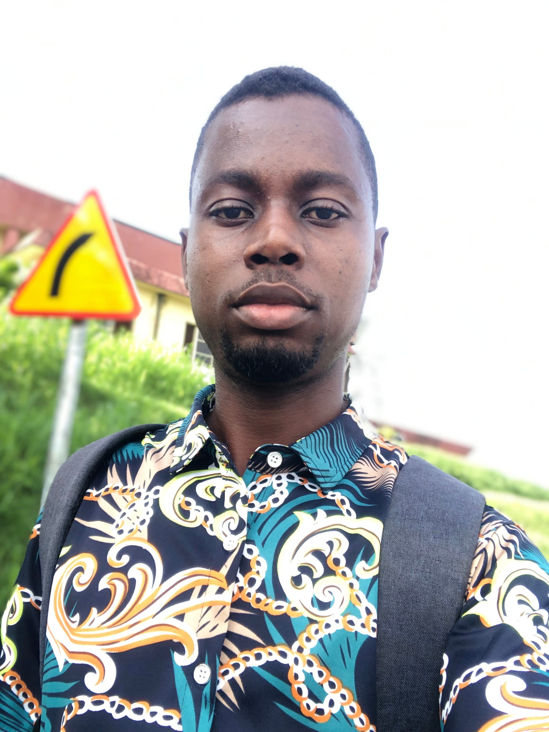 Saviour Brownson – Medium