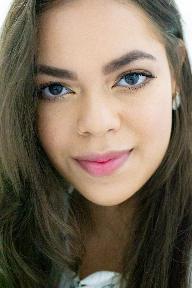 Anna Gabriella Sousa – Medium