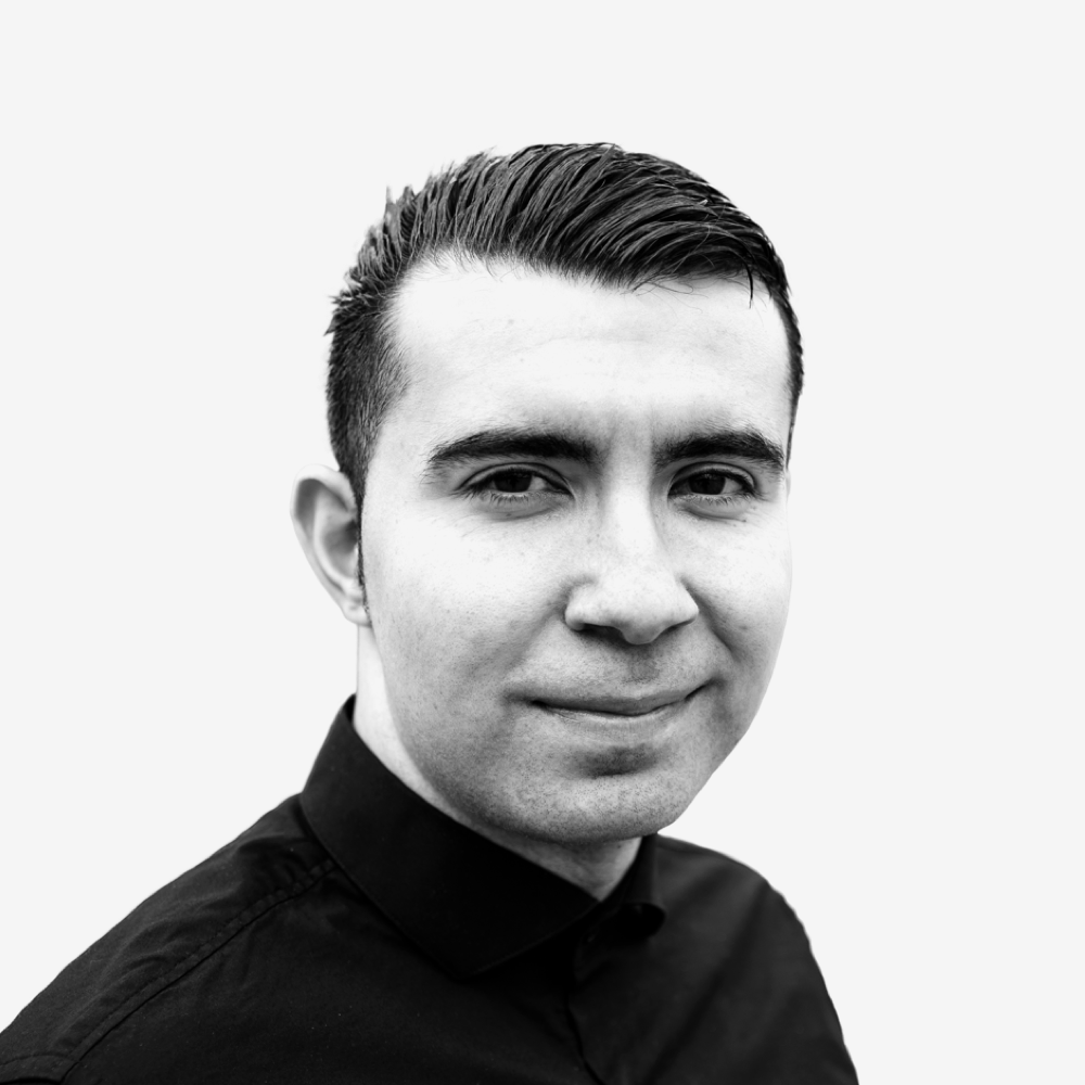 Semih Yılmaz – Medium