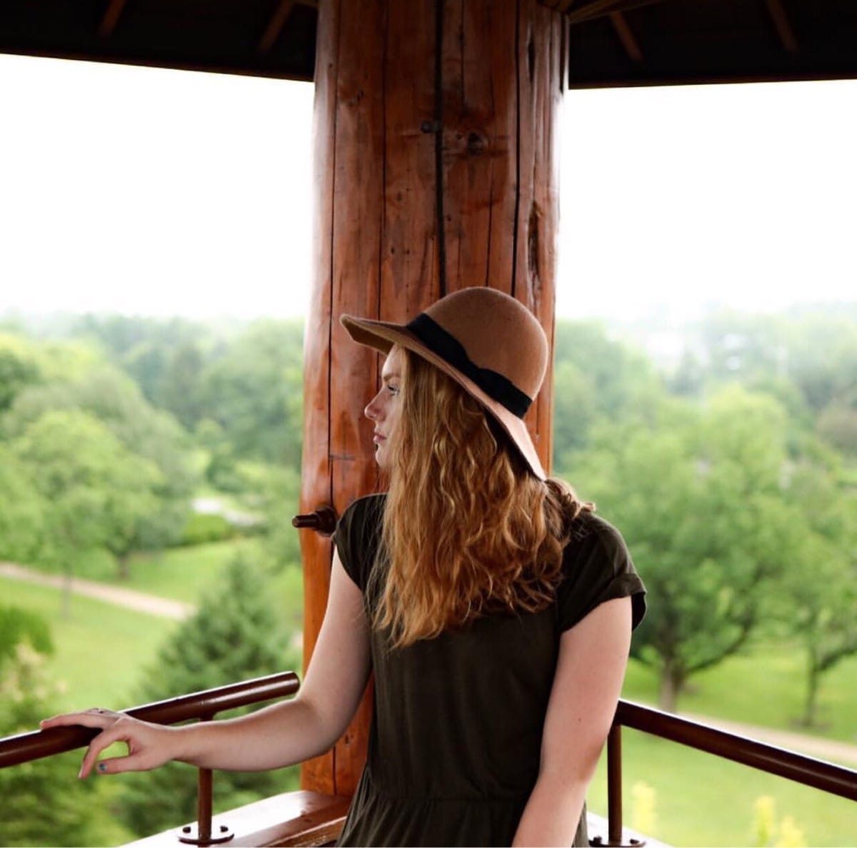 Hannah Kirk – Medium