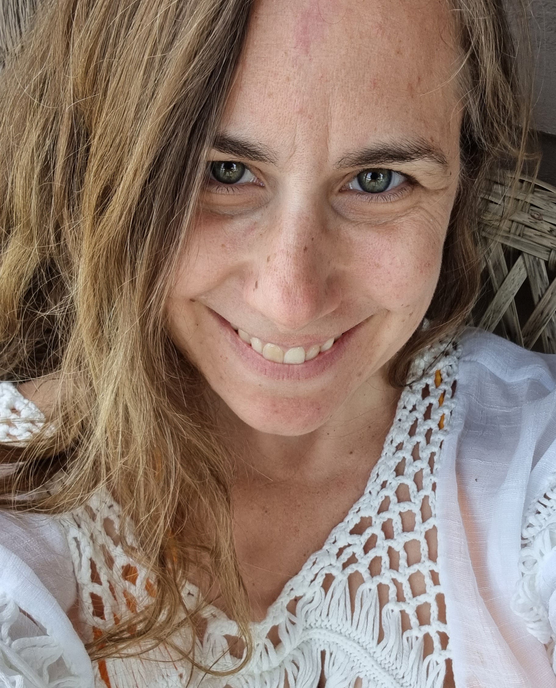 Sadhbh Adamea – Medium