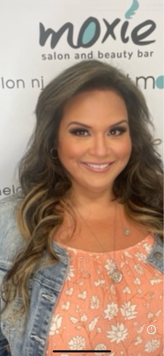 Jennifer Gomez – Medium