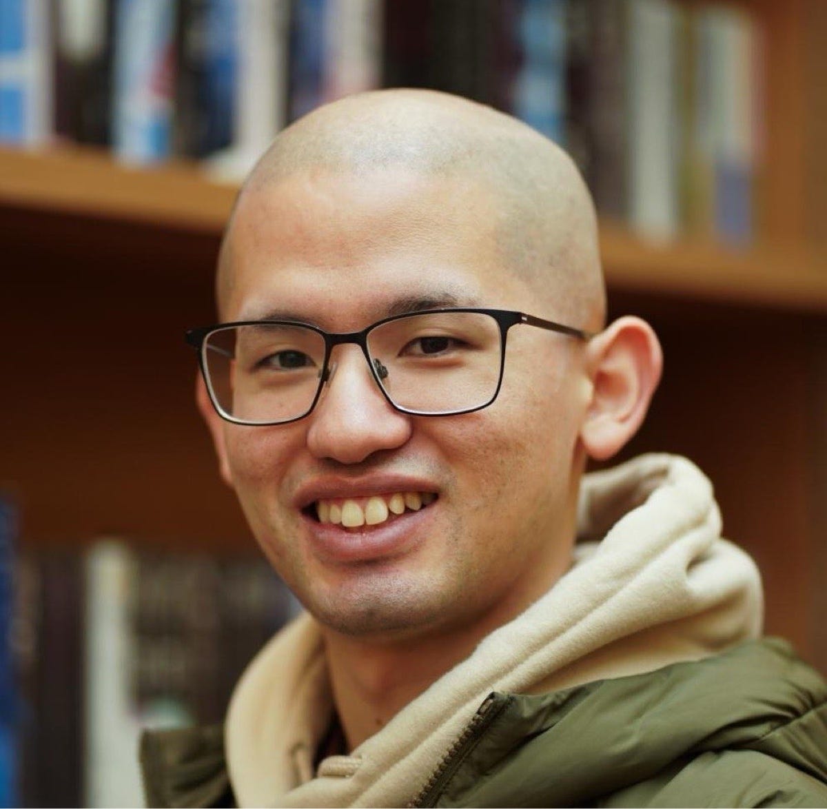 Jeffrey Lee – Medium