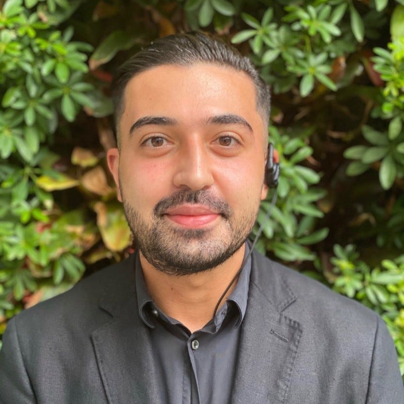 Amir Za – Medium