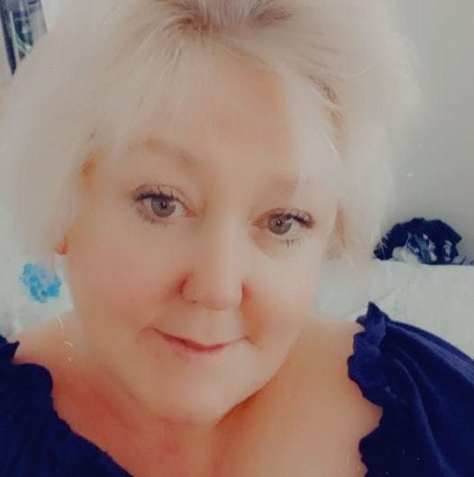 Wendy Lynne Dunne – Medium