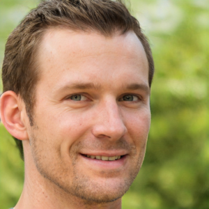 Urs Liam Anthony – Medium