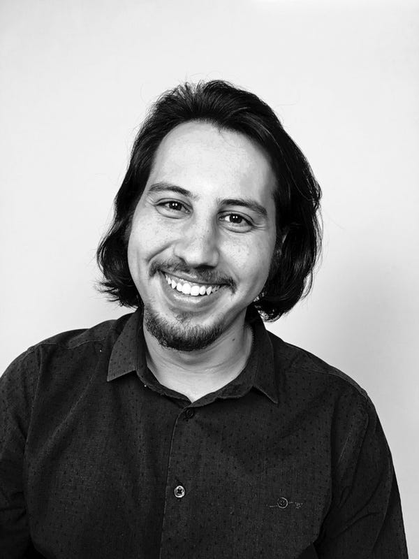 Rodrigo Ary – Medium