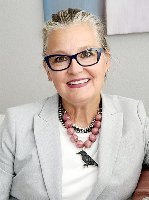 About – Lisa Woods, Certified Spiritual Life Coach – Medium