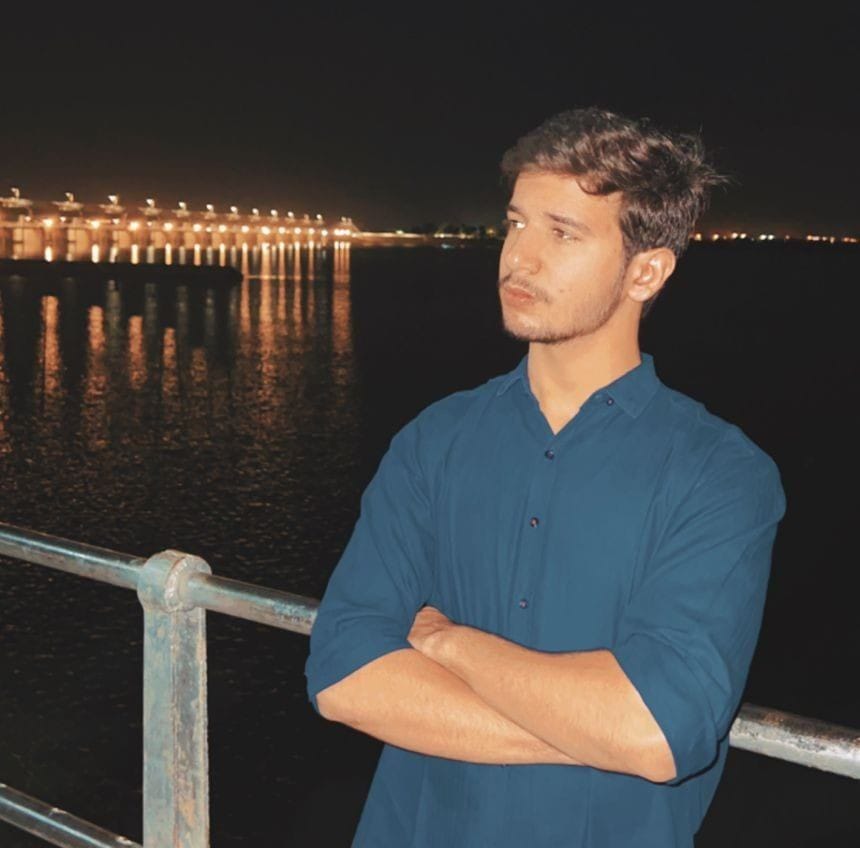 Mesum Mehdi – Medium