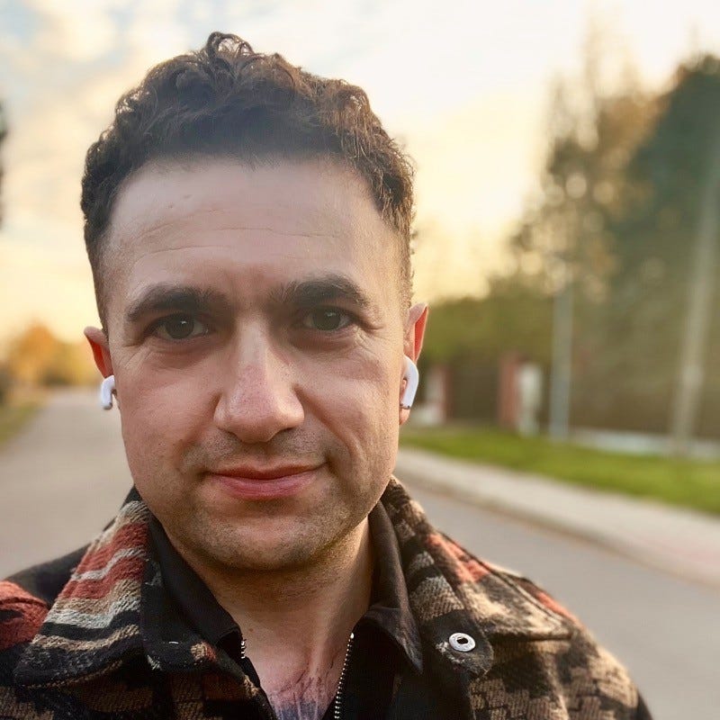 About – Mirek Manelski – Medium