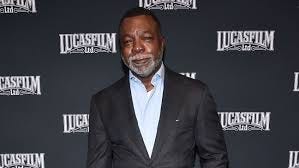 Carl Rodriguez – Medium