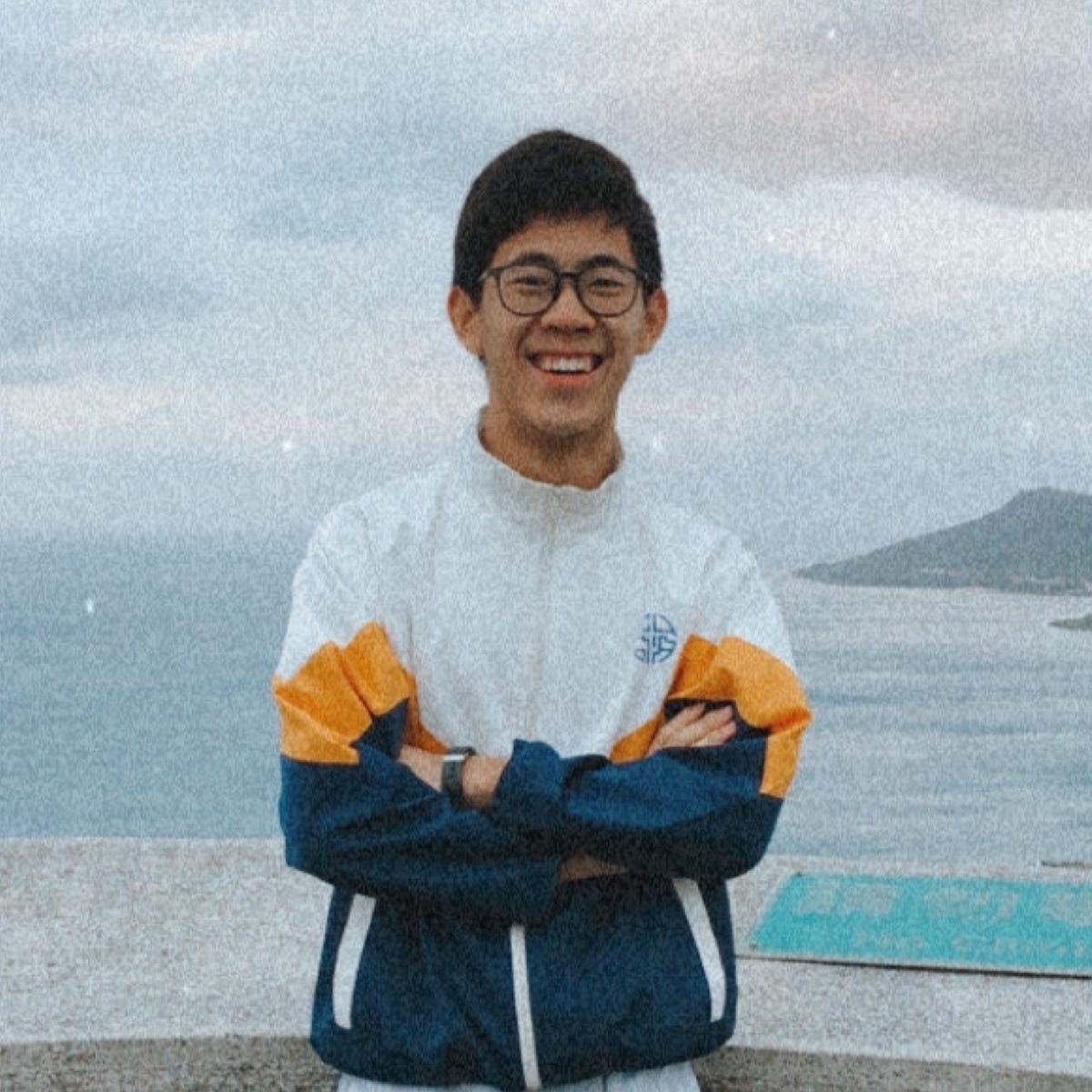 ONG CHONG YU – Medium