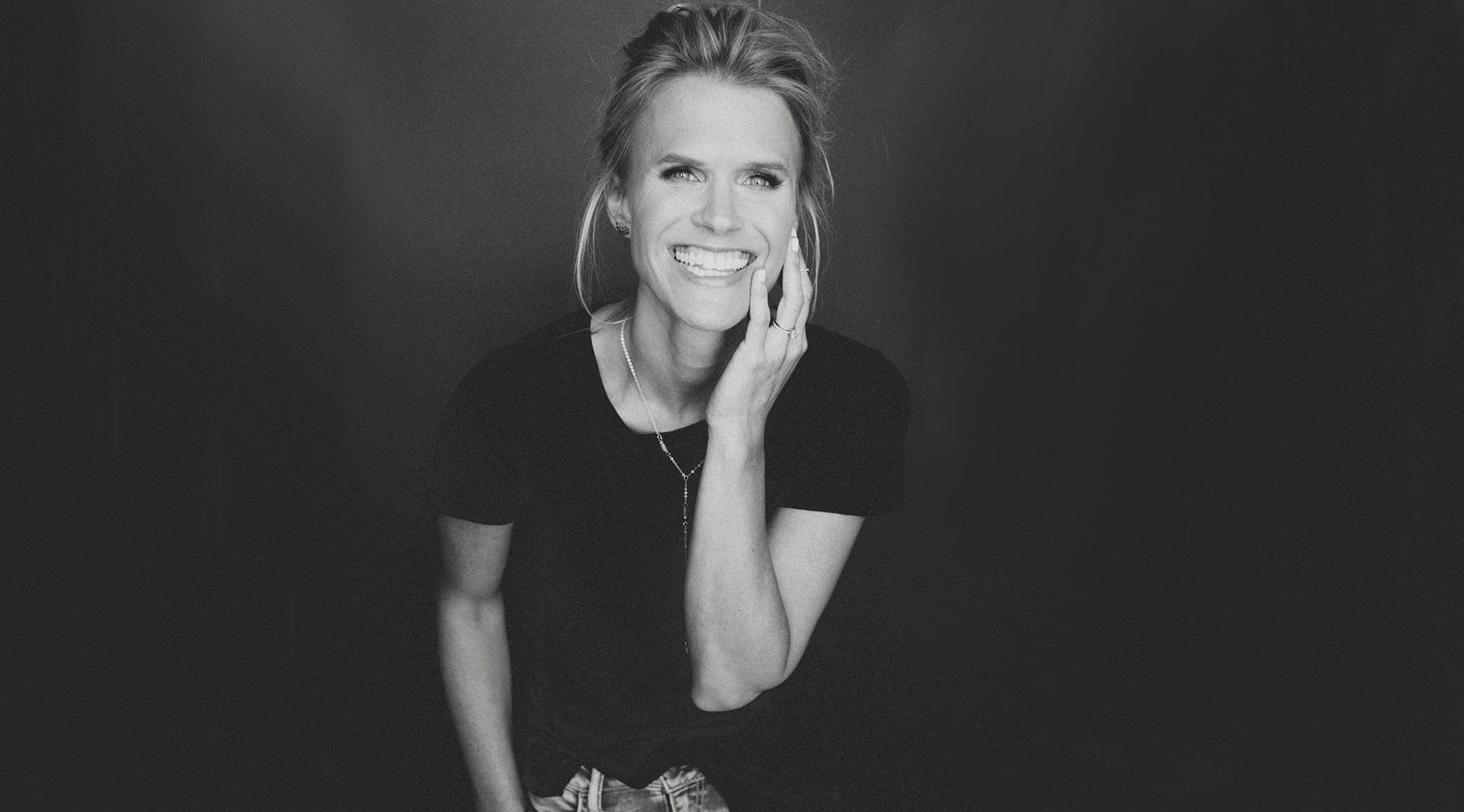 Sarah Cordial – Medium