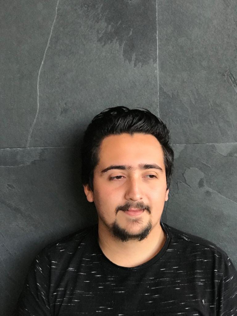 Alejandro Hernandez – Medium