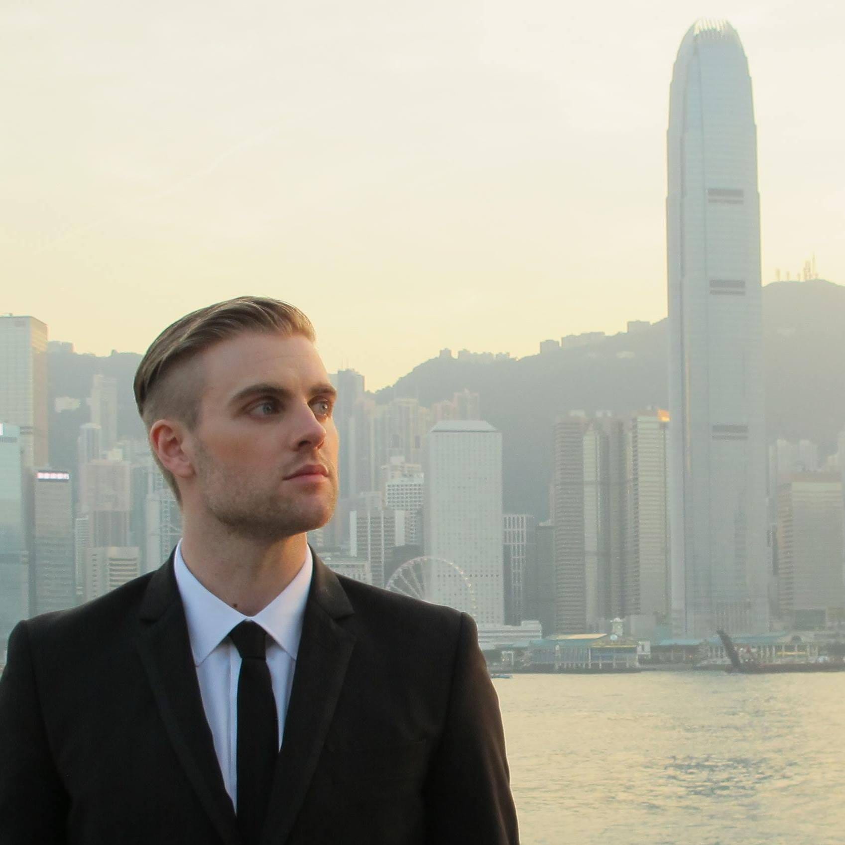 Dean Little – Medium