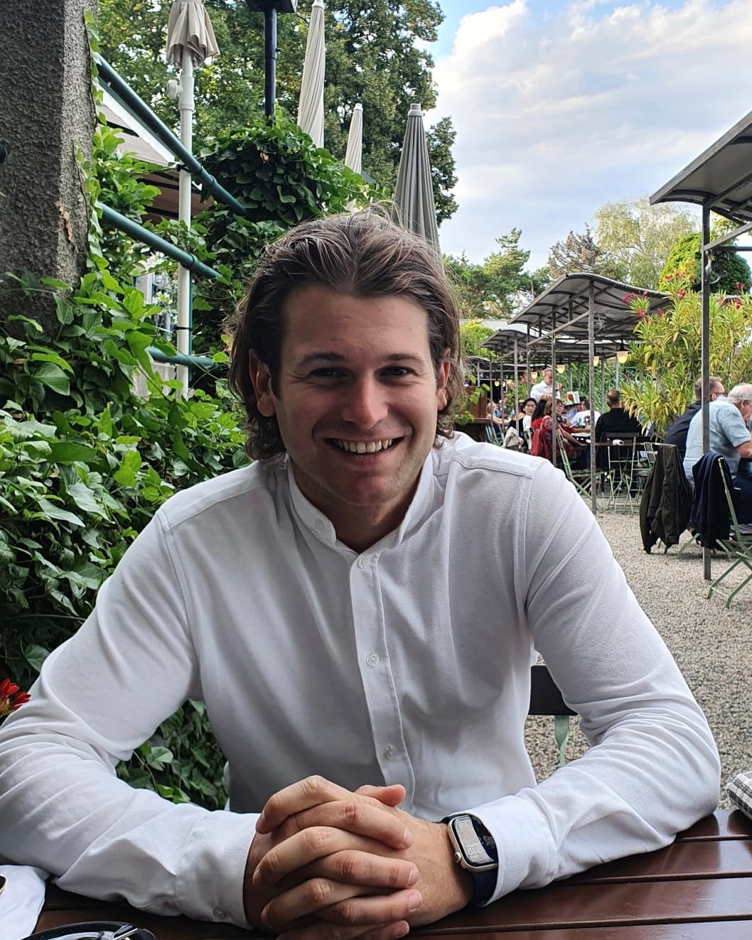 Dominik Sternad – Medium