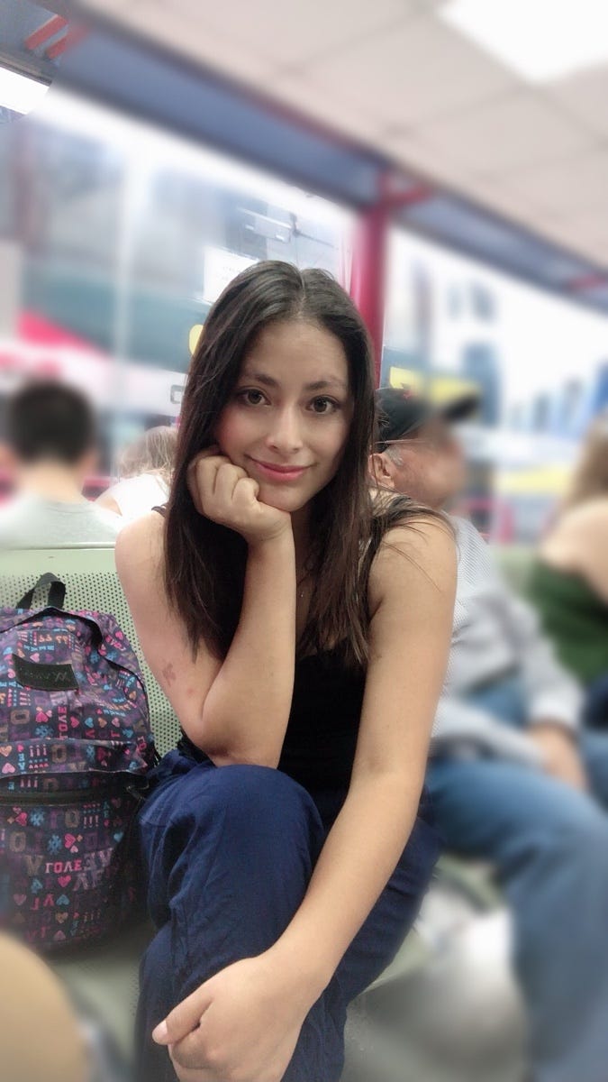 Fernanda HS – Medium