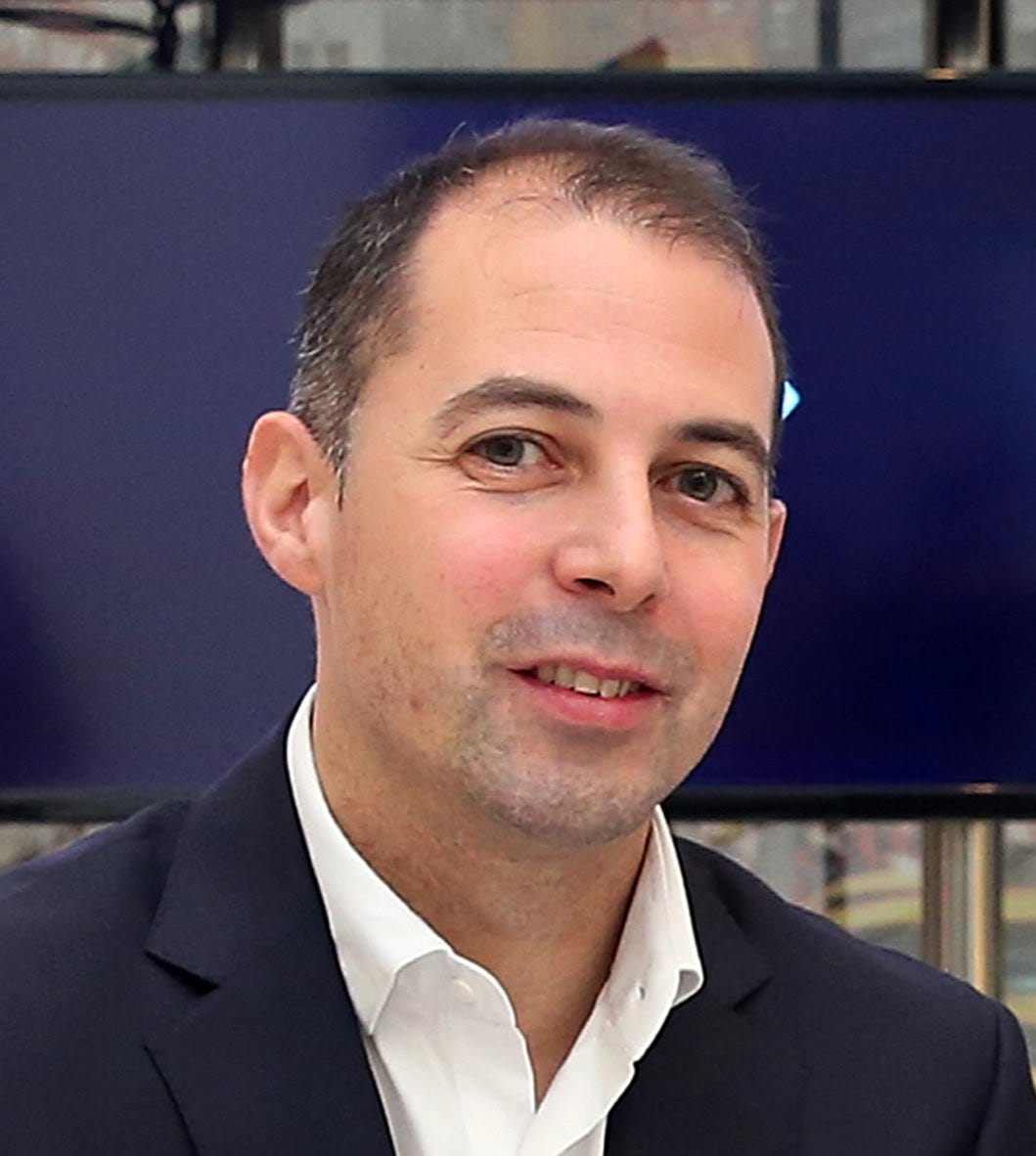 Raúl Navarrete – Medium