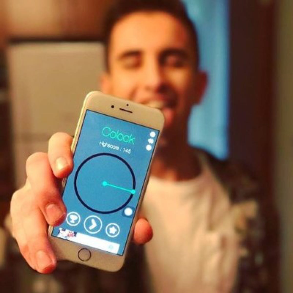 Pierre Chehwan – Medium