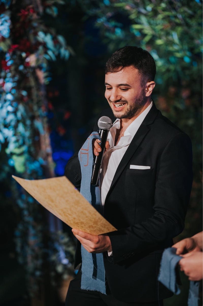 Nadav Julius – Medium