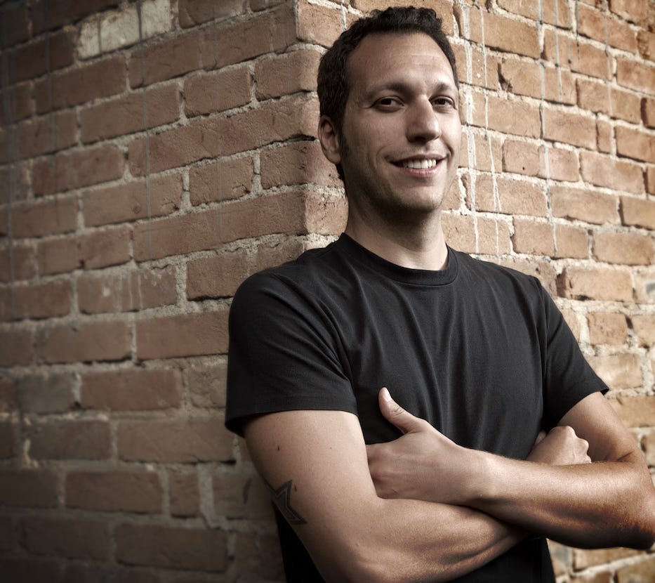 Léo Sassini – Medium