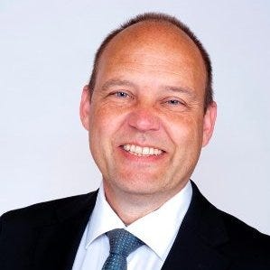 Claus Aasholm – Medium