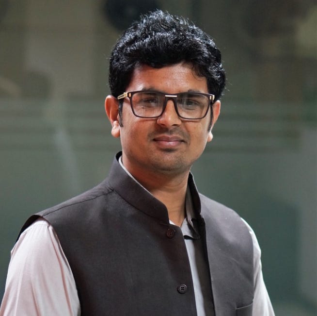 M Shahzad Qamar – Medium